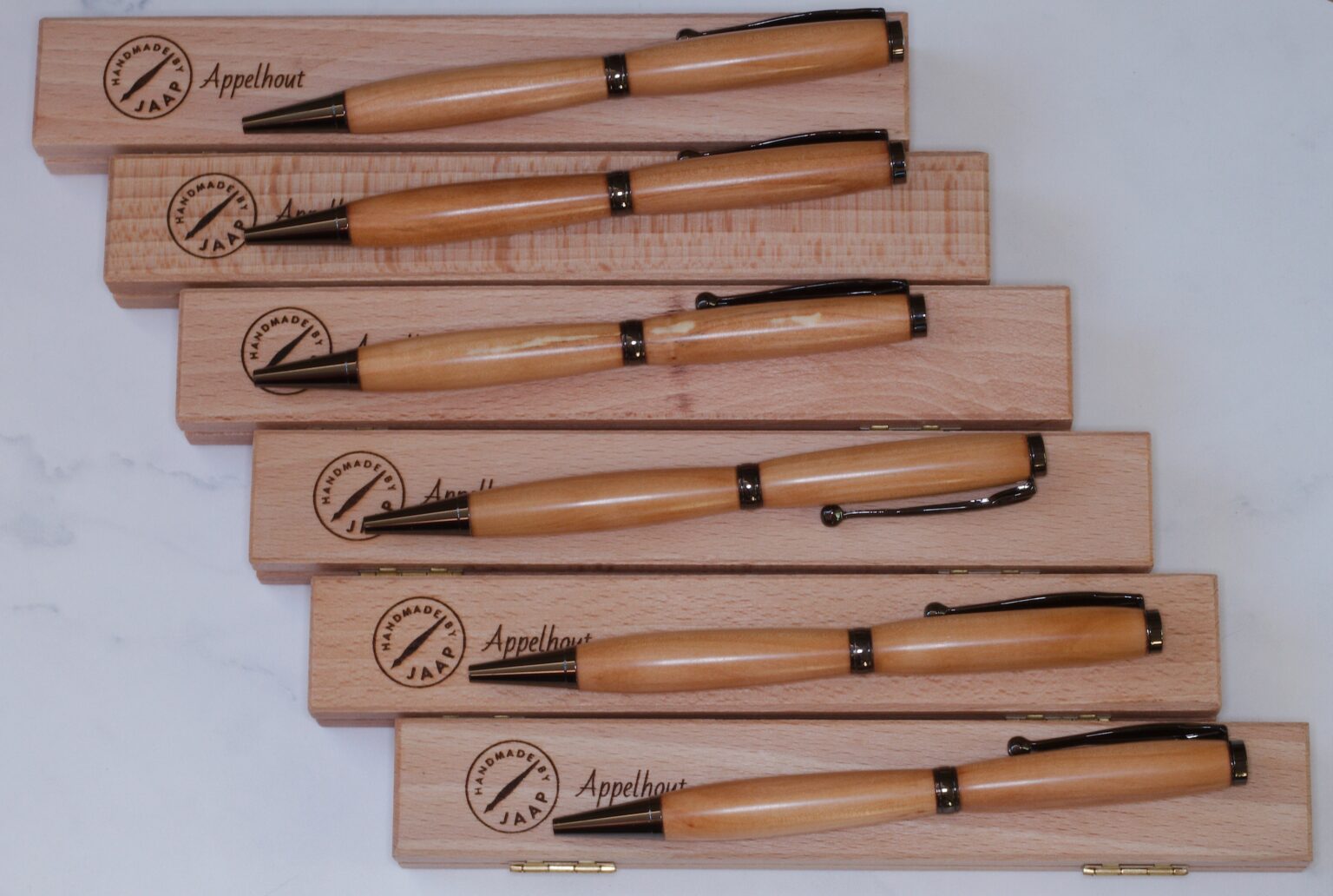 Houten pennen – Handgedraaide houten pennen