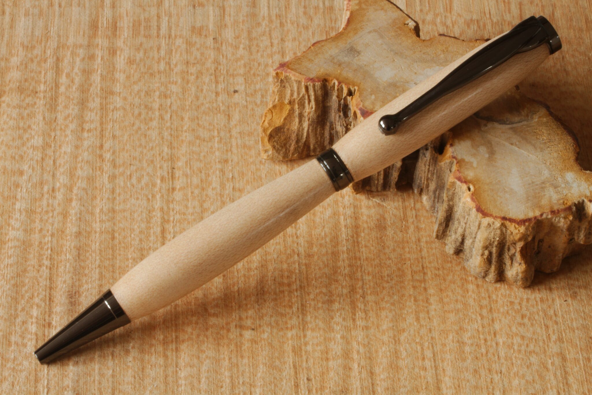Houten pennen – Handgedraaide houten pennen